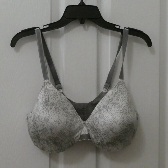 Bali | Intimates & Sleepwear | Bali Size 38d Underwire Bra White And ...